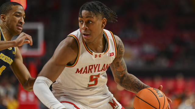 DeShawn Harris-Smith, a believer in "basketball karma," showing signs ...