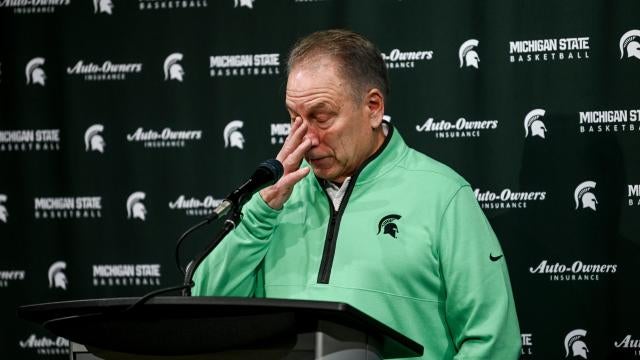 Tom Izzo gets emotional discussing son Steven's first career basket at ...