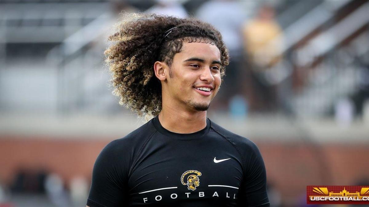 Auburn hosts 5-star USC QB commit Julian "JuJu" Lewis on important ...