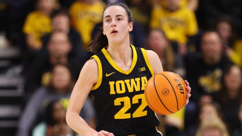 Caitlin Clark Record Tracker Iowa Star Rises To No 2 On All Time