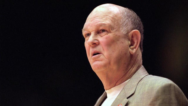Hall of Fame coach Lefty Driesell dies at 92