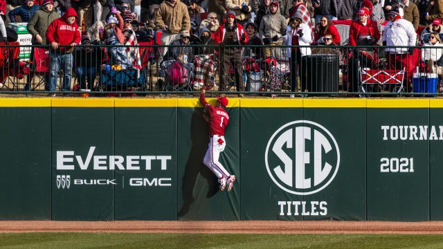 Razorbacks' Ty Wilmsmeyer provides spark from bottom of lineup