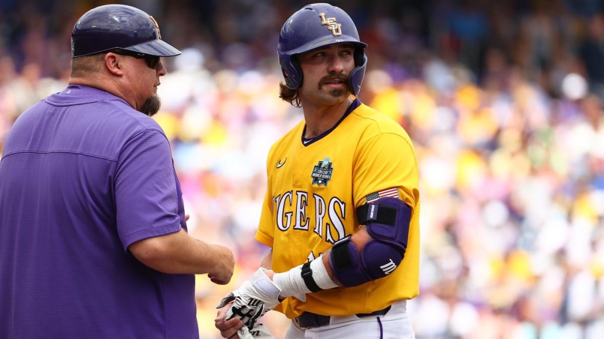 LOOK: LSU designated hitter Hayden Travinski uses pencil bat - CBS Sports