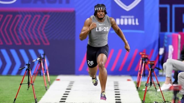 NFL Draft Film Breakdown: Alabama EDGE Dallas Turner