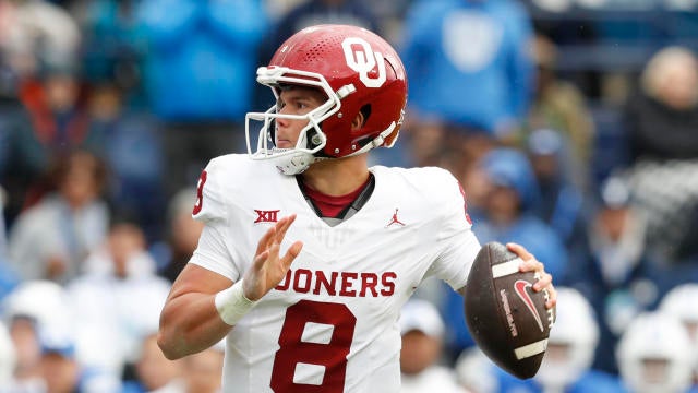 Late Kick: Oregon's QB room is absolutely loaded in 2024