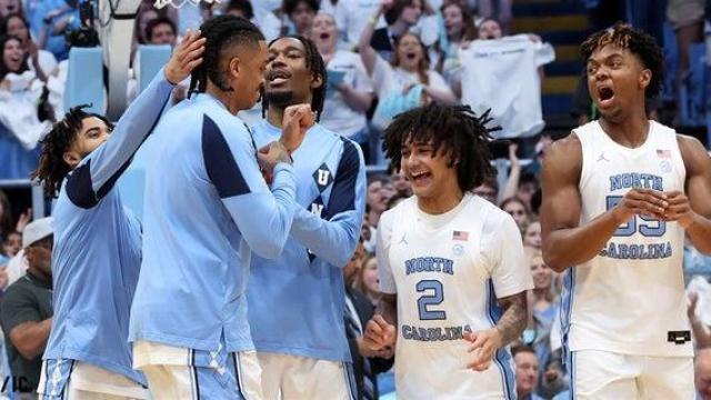 UNC Players Applaud RJ Davis and Armando Bacot