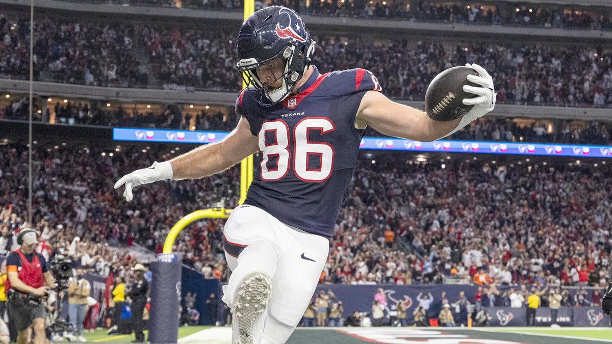 Texans, Dalton Schultz reach three-year deal: Veteran TE avoids free ...