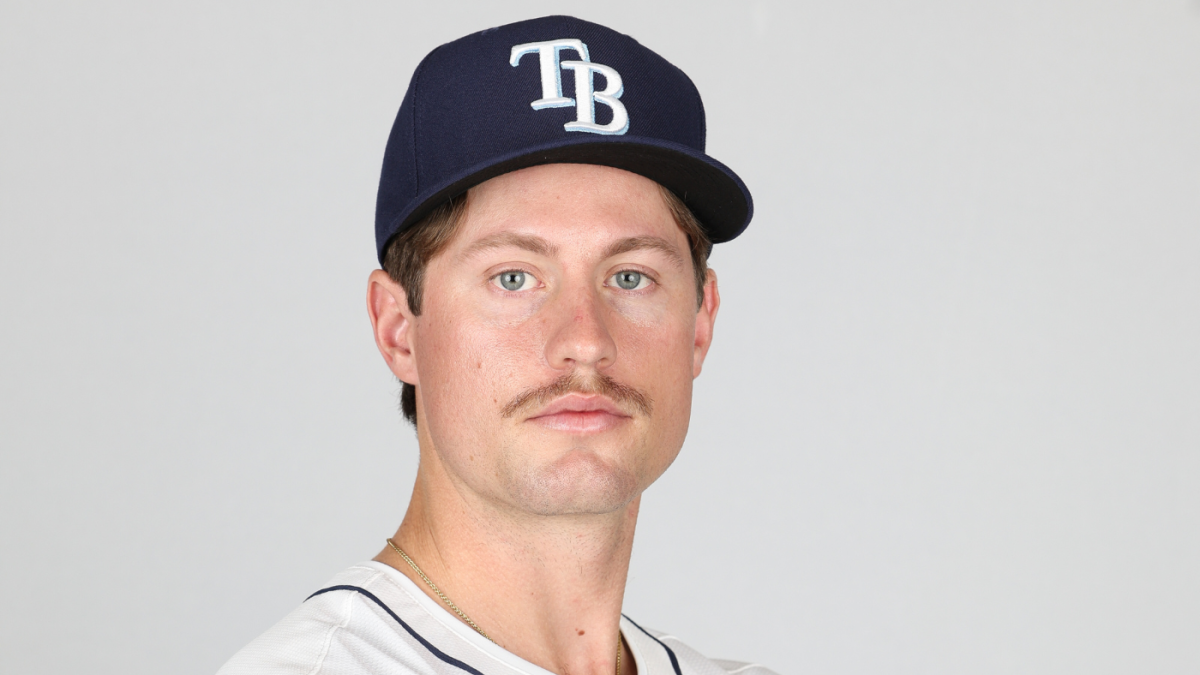 Rays outfielder acquired in Tyler Glasnow trade breaks hand after ...