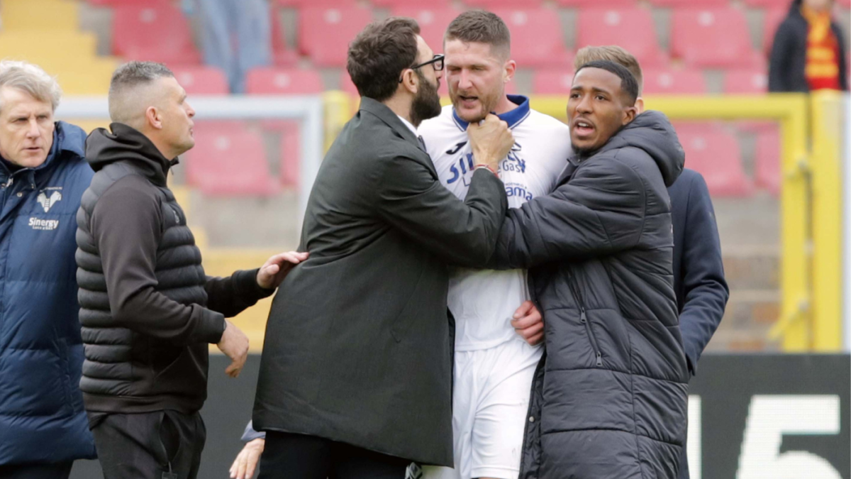 Lecce sack coach Roberto D'Aversa for headbutting Verona striker Thomas ...