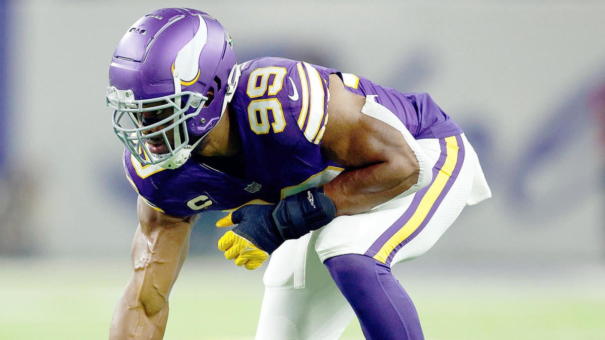 2024 NFL free agency: Danielle Hunter, Texans agree to two-year deal ...