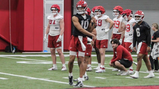 Sam Pittman impressed by leadership of Taylen Green