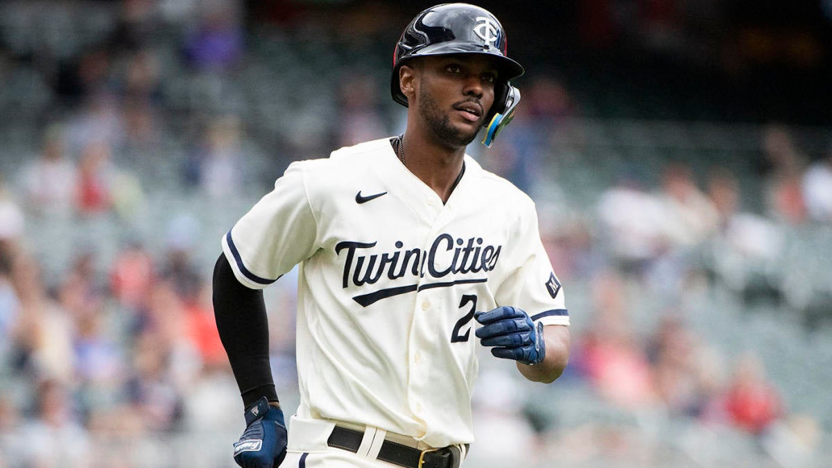 Michael Taylor, Pirates agree on one-year deal worth $4 million, per ...