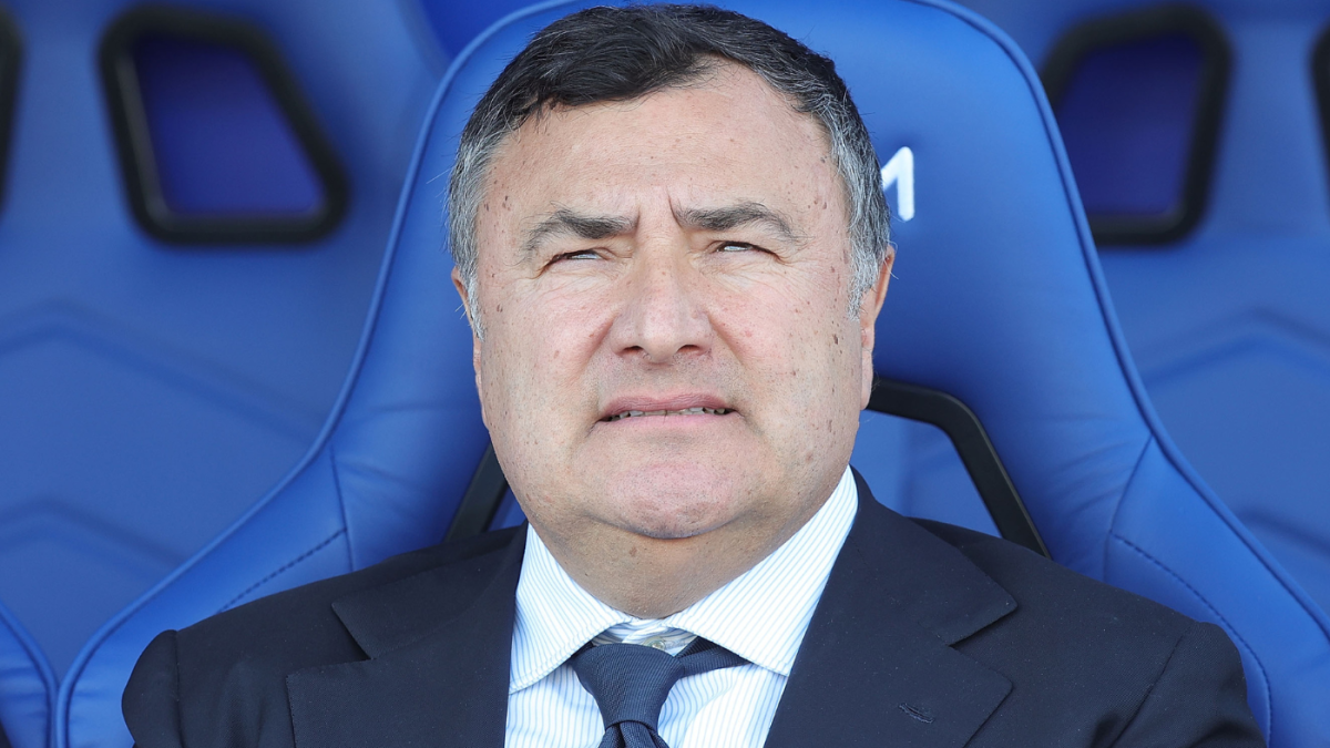 Fiorentina director Joe Barone dies at age 57 following collapse at ...