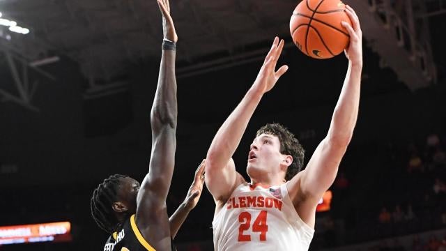 Sweet 16 Preview: No. 6 Clemson vs. No. 2 Arizona