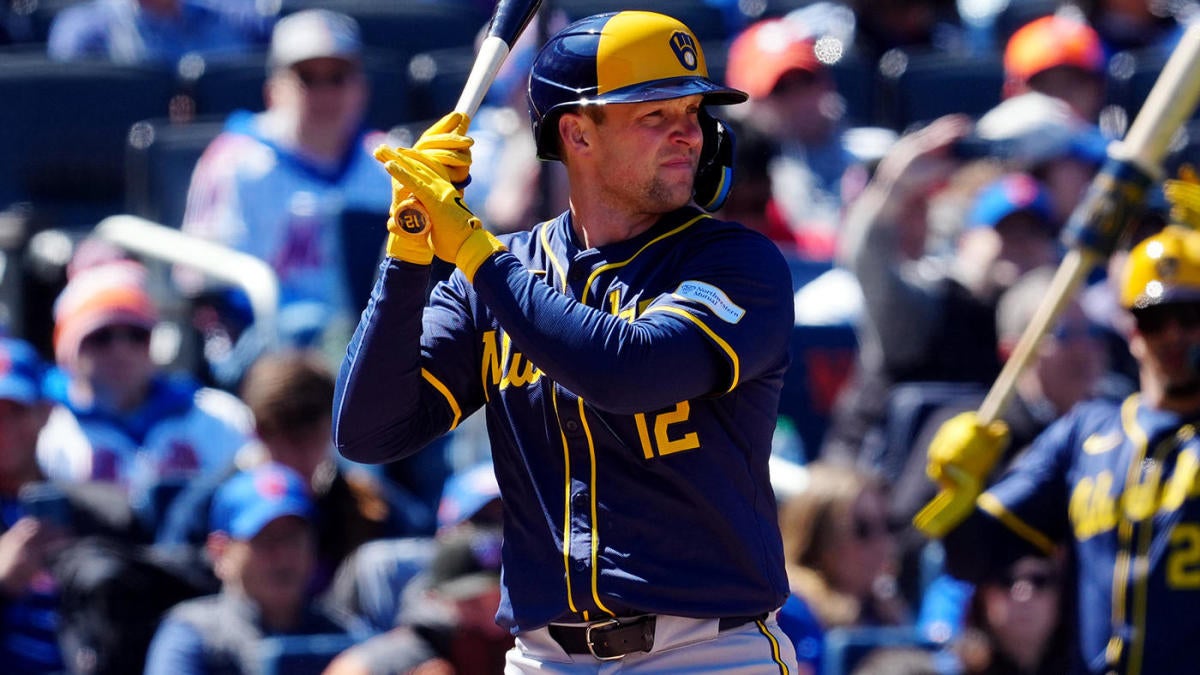 Mets, Brewers clear benches on Opening Day as Jeff McNeil takes ...