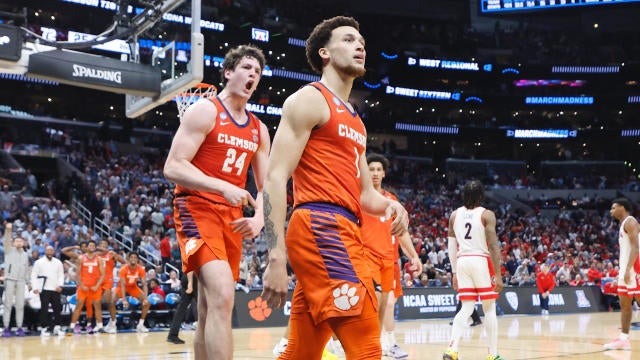 Clemson Bests Arizona To Reach First Elite 8 Since 1980