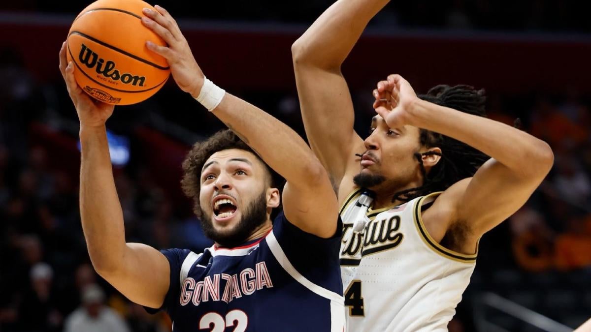 March Madness 2024 live updates: College basketball scores, Sweet 16 ...