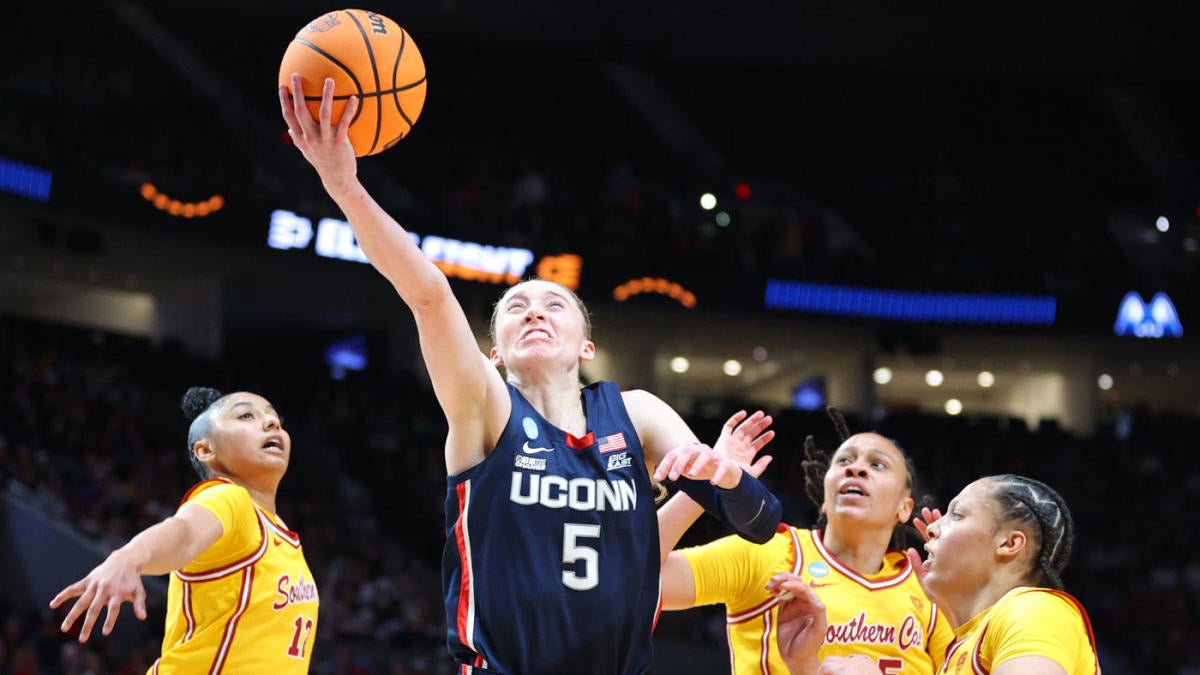 USC vs. UConn score: Paige Bueckers guides Huskies back to Final Four ...