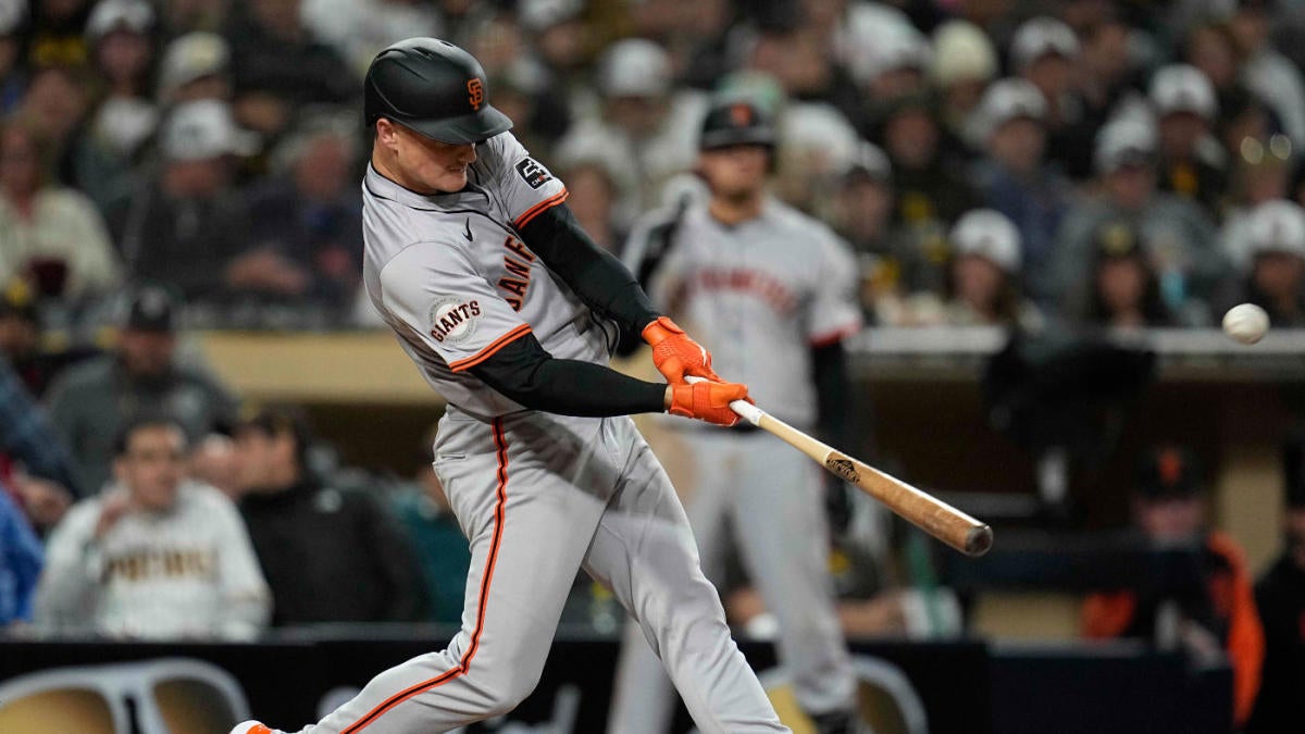 Giants, Matt Chapman agree to six-year, $151 million contract extension: All-Star third baseman ...