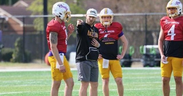 ECU OC John David Baker likes the depth in the TE room - 247Sports