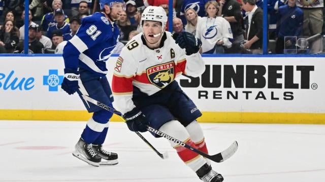 Panthers Blank Lightning To Take 3-0 Series Lead