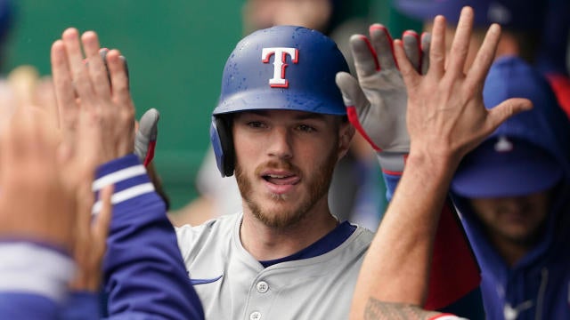 Highlights: Rangers at Royals