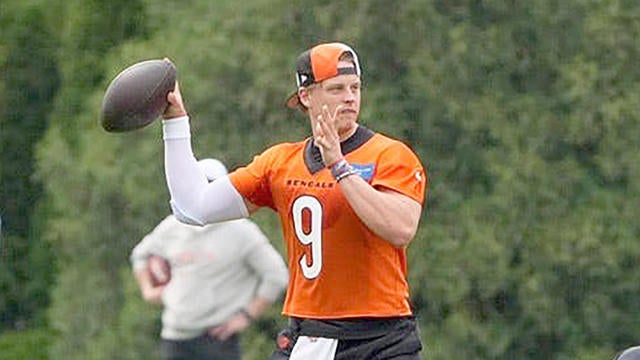 Joe Burrow Back In Practice Following Wrist Injury