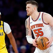 Isaiah Hartenstein, New York Knicks, C - News, Stats, Bio - CBSSports.com