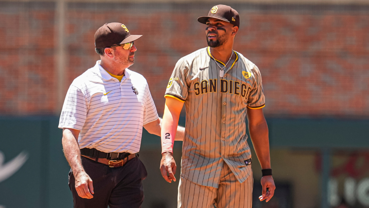 Xander Bogaerts injury: Padres infielder leaves game with apparent ...