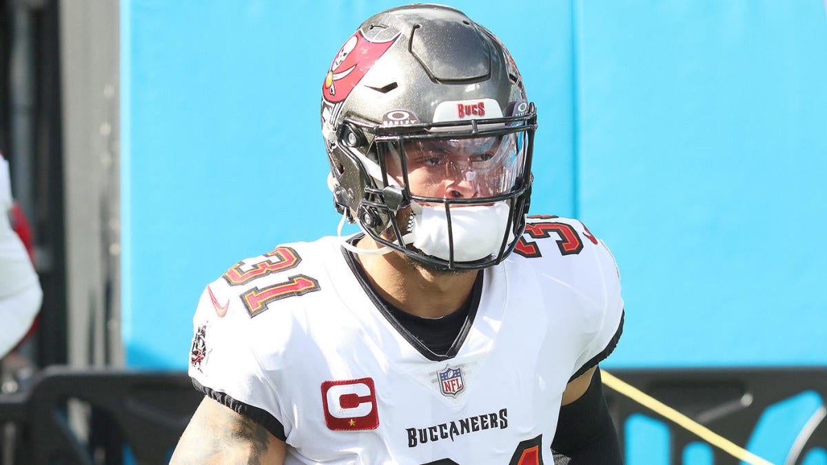 After becoming NFL's highest-paid DB, Buccaneers' Antoine Winfield Jr ...