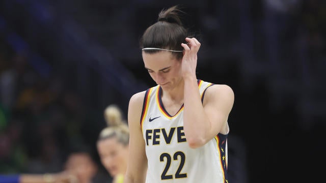Caitlin Clark scores 21 points, but Fever fall to 0-5 | WNBA highlights