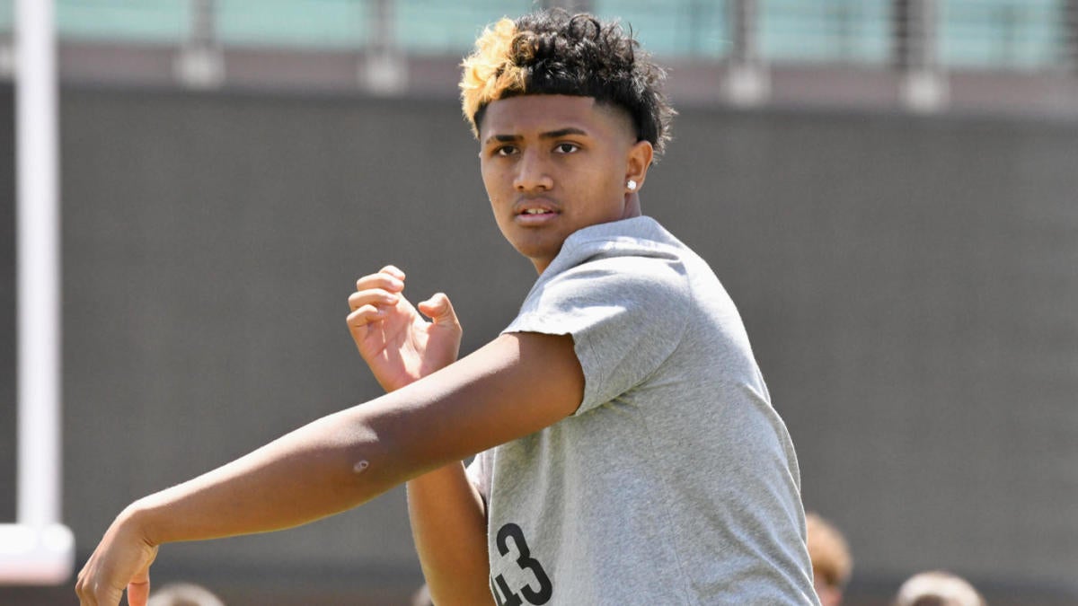 The next great (lefty) QB from Hawaii: Jaron Keawe Sagapolutele hopes ...