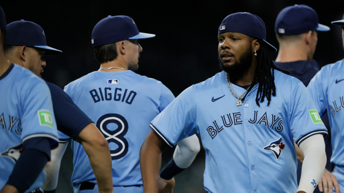 Toronto Blue Jays embrace 'Night Mode' in new Nike City Connect uniform ...