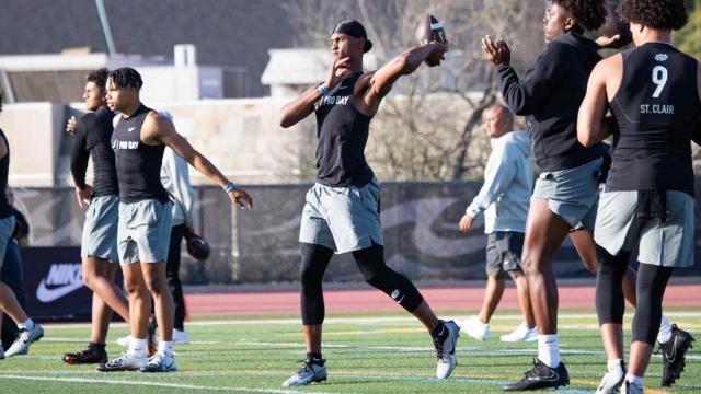 One-on-One with Notre Dame commit Deuce Knight | Elite 11 Finals