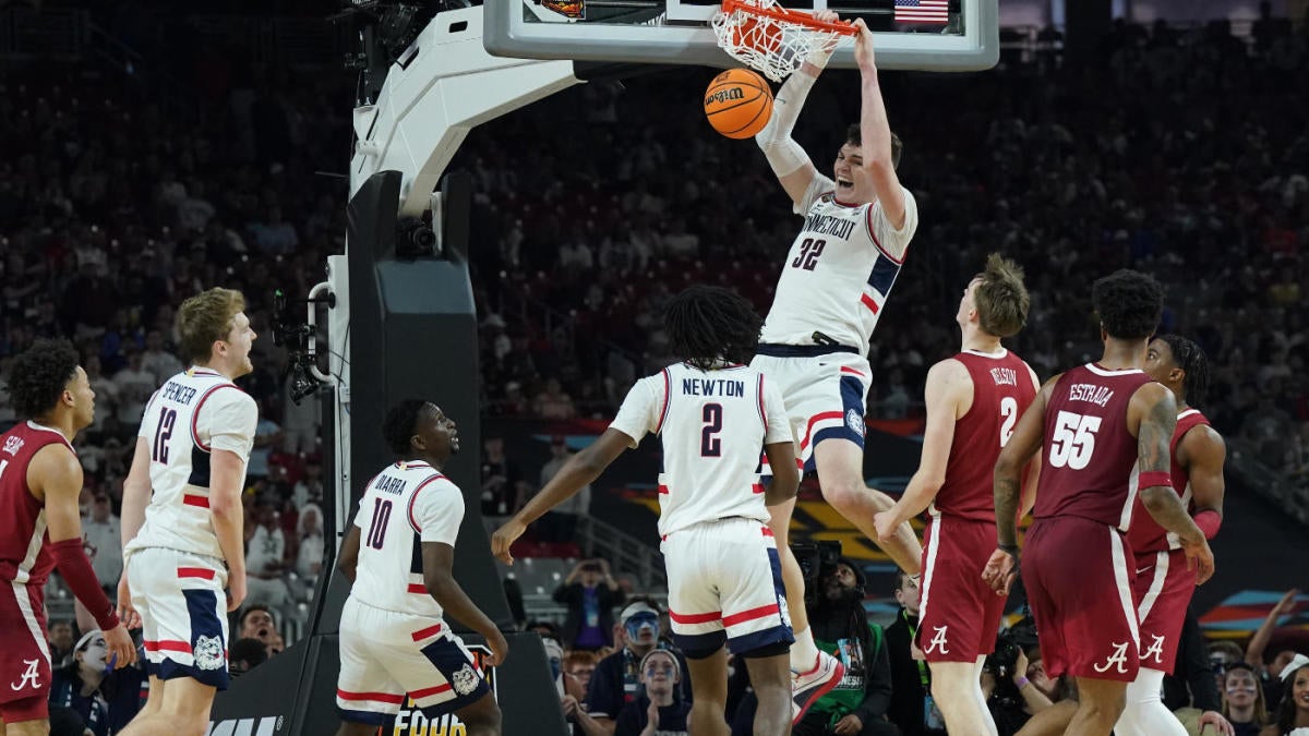 2024 NBA Mock Draft: Donovan Clingan selected at No. 3, but traded by ...
