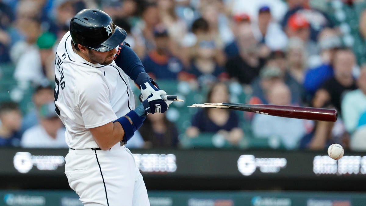 WATCH: Phillies turn triple play with rare combination not seen since ...