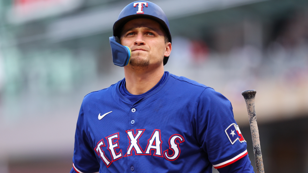 Corey Seager injury: Wrist X-rays negative after Rangers star struck by ...