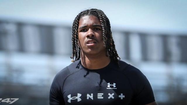 4-Star CB Dijon Lee commits to Alabama | College Football Recruiting Show