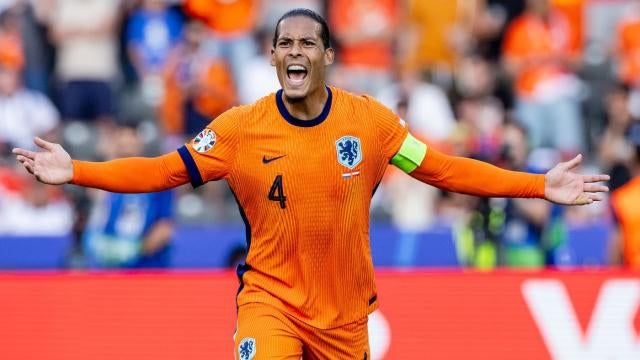 Netherlands Advance To Quarterfinals With Dominate Performance