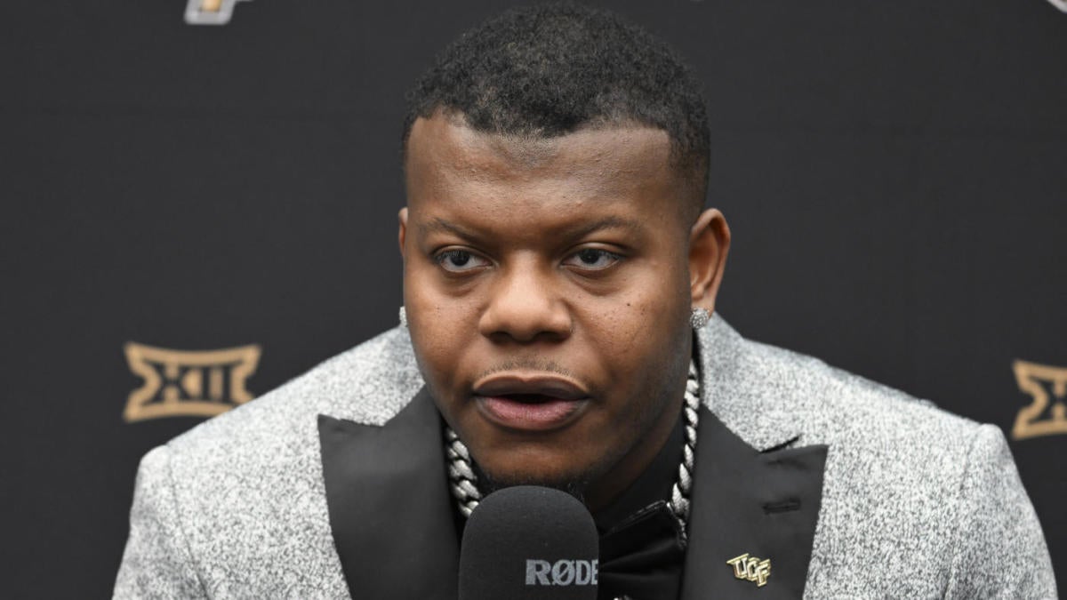 UCF QB KJ Jefferson explains viral photo of Shedeur Sanders in locker ... UCF QB KJ Jefferson explains viral photo of Shedeur Sanders in locker ...