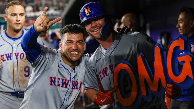 Mets Plans Unclear With Team In Wild Card Contention