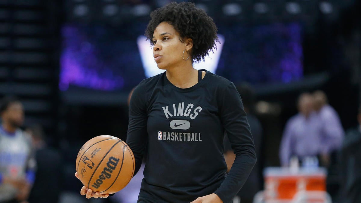 Lakers to hire Lindsey Harding as team's first female assistant coach ...