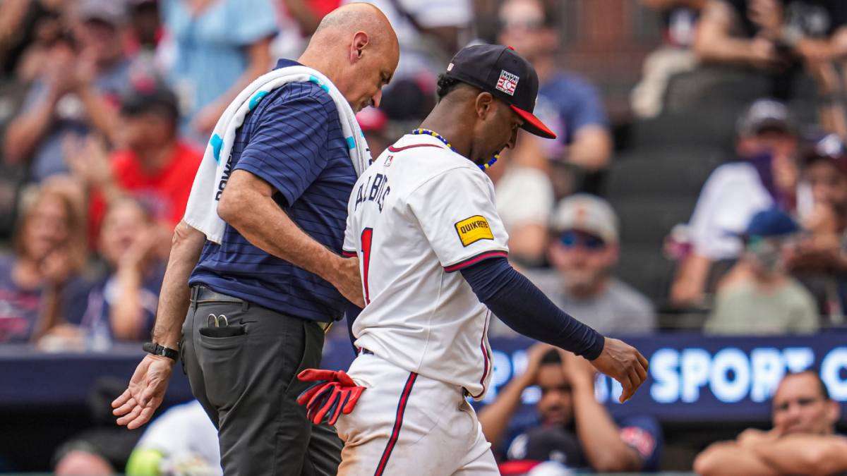 Braves injuries: Ozzie Albies to miss eight weeks with fractured wrist ...