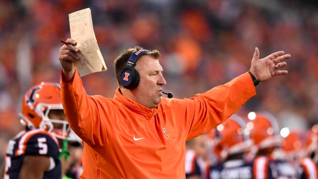 Illinois Unveils Throwback Uniforms | Cover 3