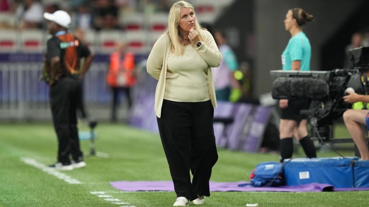 USWNT's Emma Hayes awaits updates on Sophia Smith, Jaedyn Shaw's ...