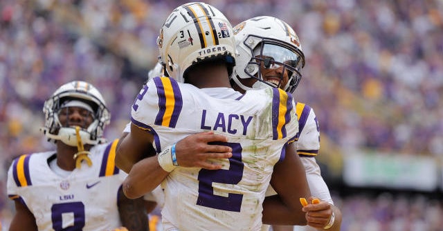 Late Kick: WR Kyren Lacy is making noise at LSU fall camp - 247Sports