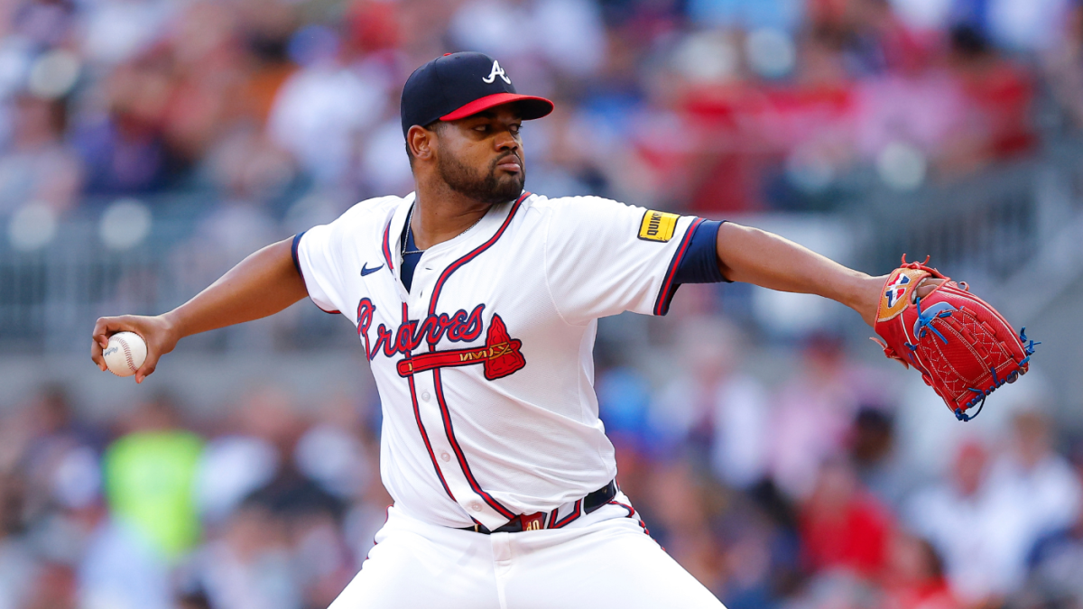 Reynaldo López lands on injured list: Braves pitcher hits shelf as ...