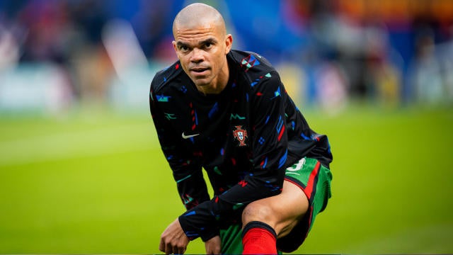Pepe Announces Retirement At 41! - Scoreline