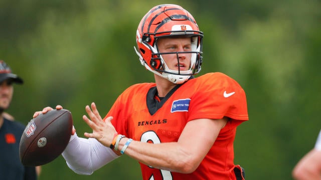 Burrow, Rodgers Co-Favorites To Win Comeback POY