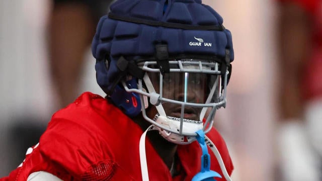 Gerquan Scott talks adjustment to Ole Miss offense, depth on offensive line